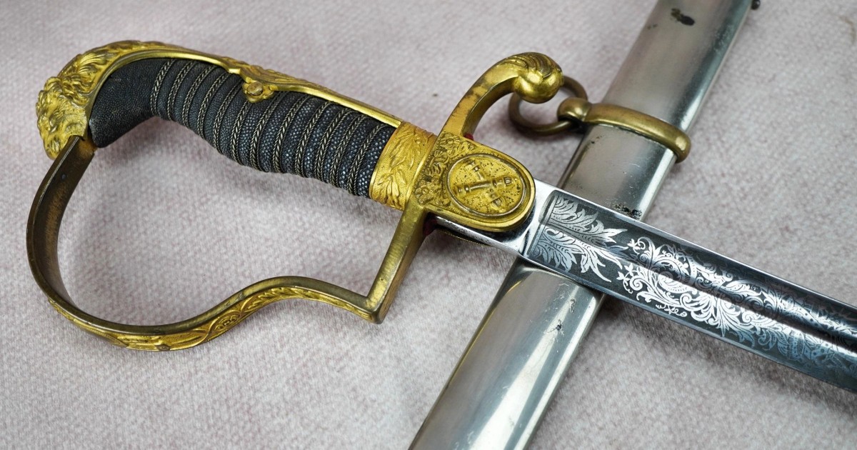 Imperial Jawless Lionhead Artillery Officer Dress Saber