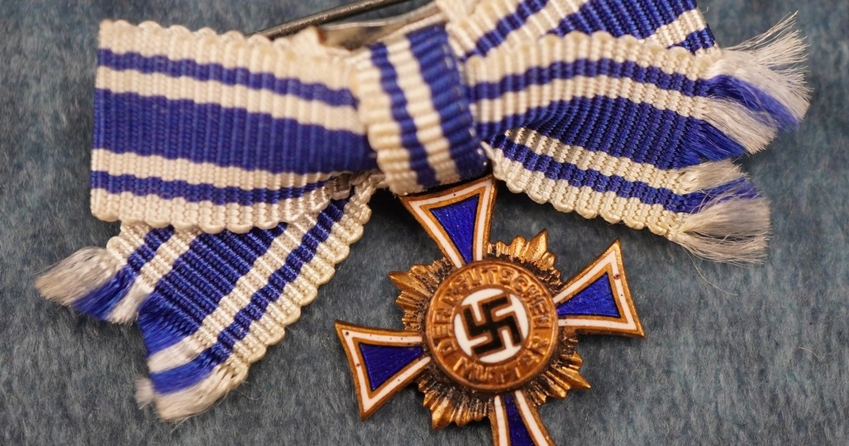 L/11 marked miniature Mothers Cross in Bronze by Deumer