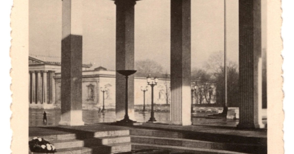 Munich Feldherrnhalle Ehrentempel 1936 Photo