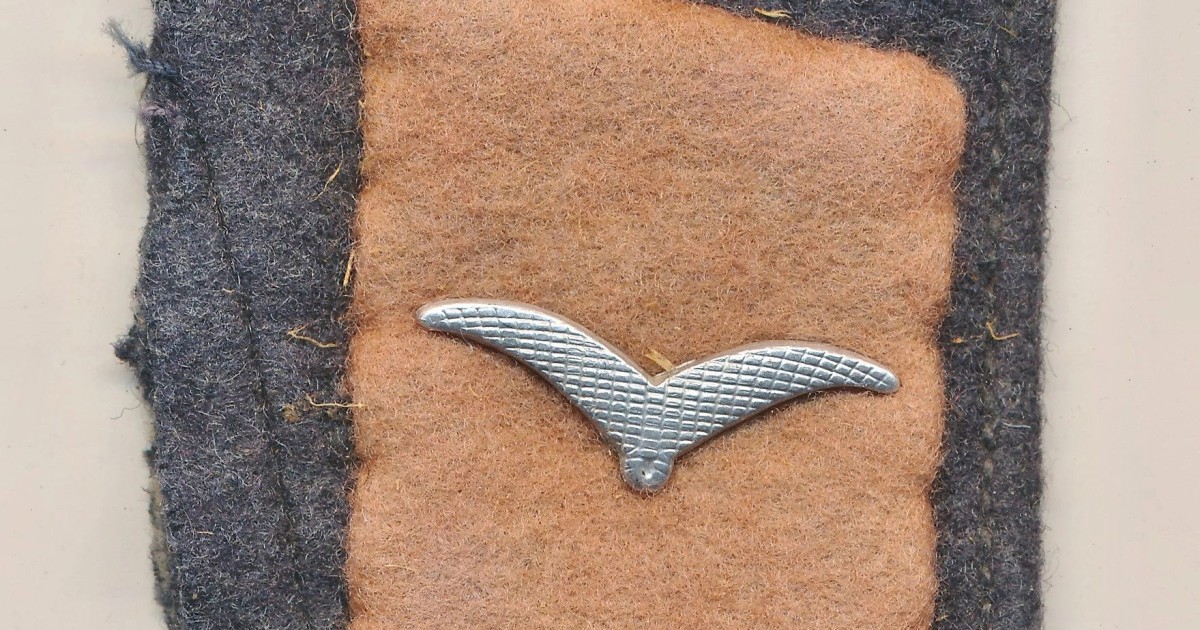SOLD - Cut Off Luftwaffe Signals Collar Tab