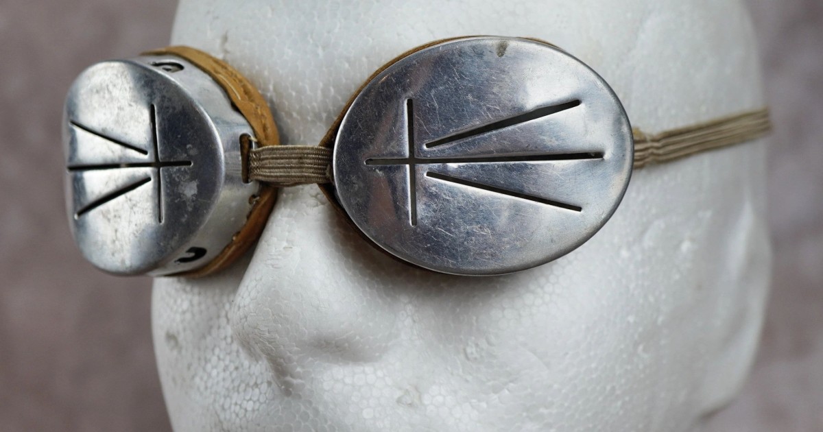 SOLD - Gebirgsjäger Aluminum Slit Mountain Troop Snow Goggles