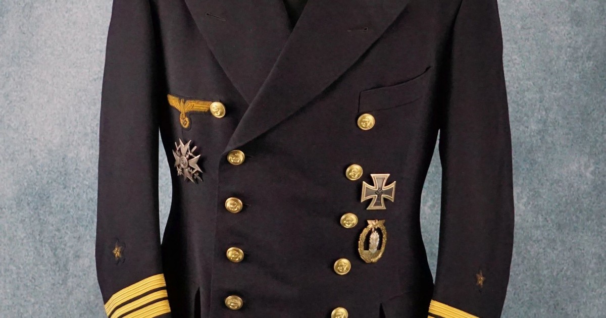 SOLD - Kriegsmarine Kapitänleutnant reefer jacket