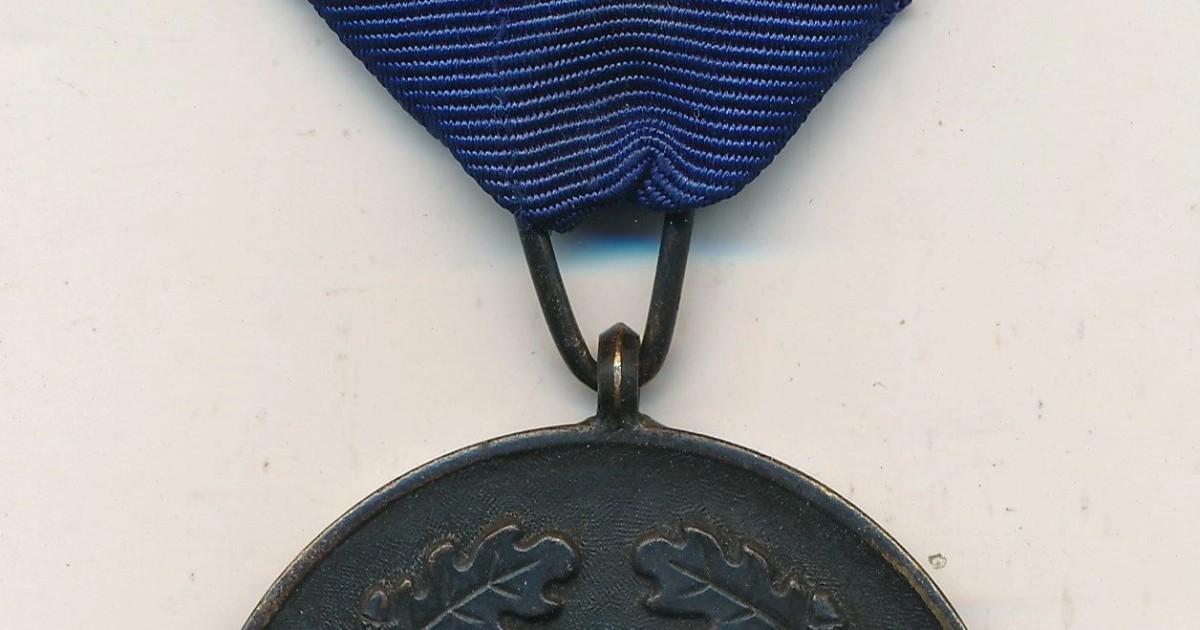 SOLD - SS 4 year long service medal