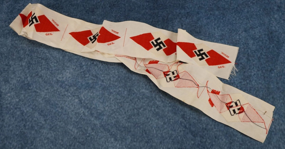 SOLD - Strip of 8 BDM Sleeve Insignias