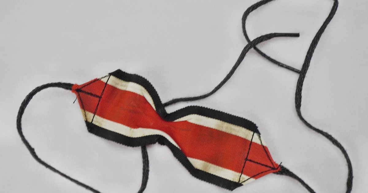 WITHDRAWN - Knights Cross of the Iron Cross Neck Ribbon