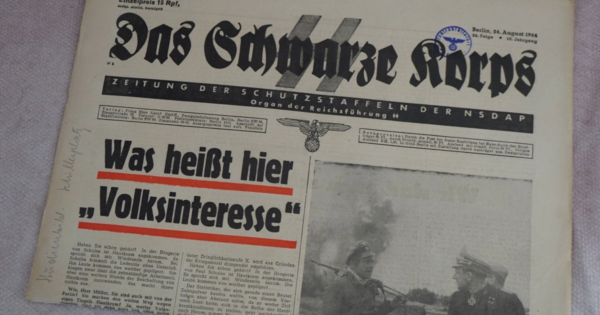1944 Issue of SS Newspaper Das Schwarze Korps 1944 Issue of SS Newspaper Das Schwarze Korps