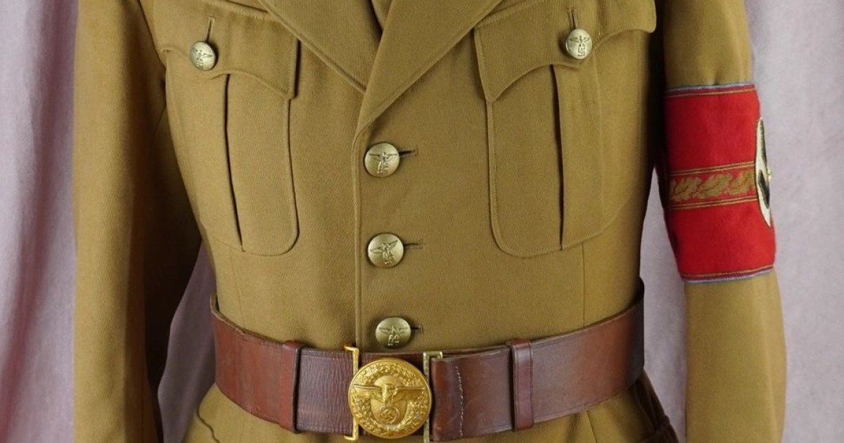 Ortsgruppe Level NSDAP Tunic, Breeches, & Tie Set