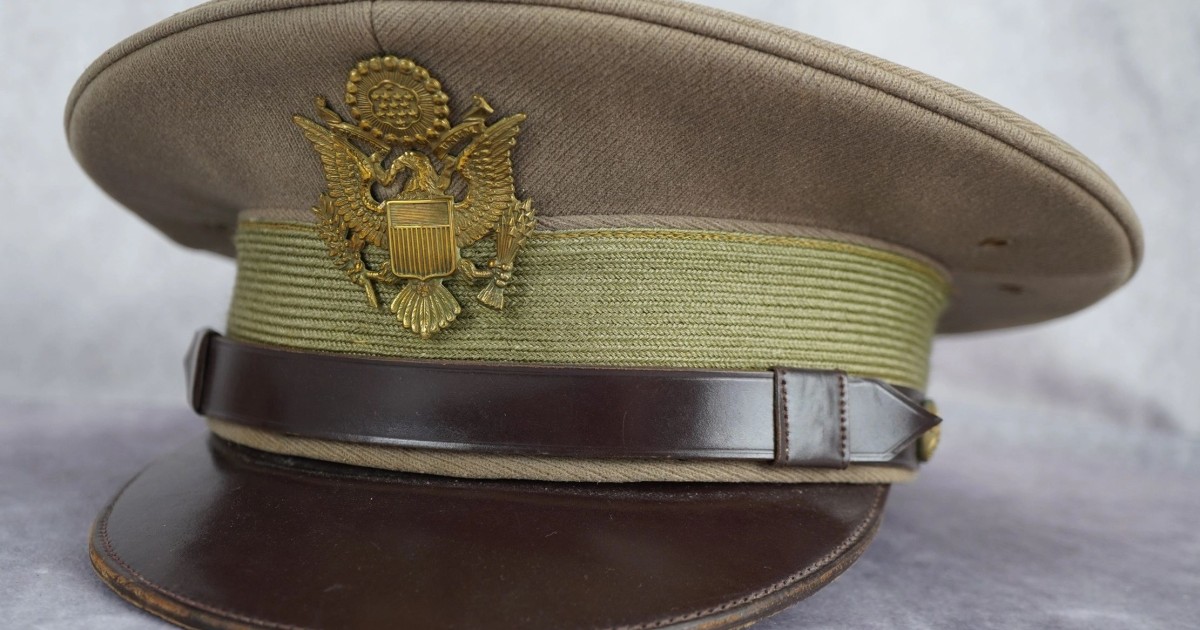 WW2 era "Pink" Officer Visor Cap