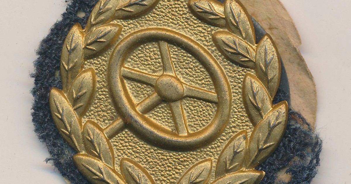 Luftwaffe Drivers Proficiency Badge in Gold